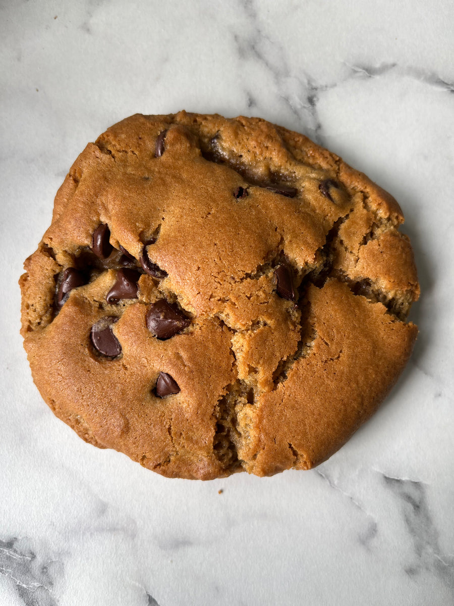 Classic Chocolate Chip Cookie – The Cookie Smith